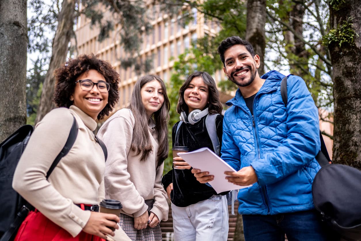 Homeschooling Affinity Group Panel Discussion: Early College Programs – IECA